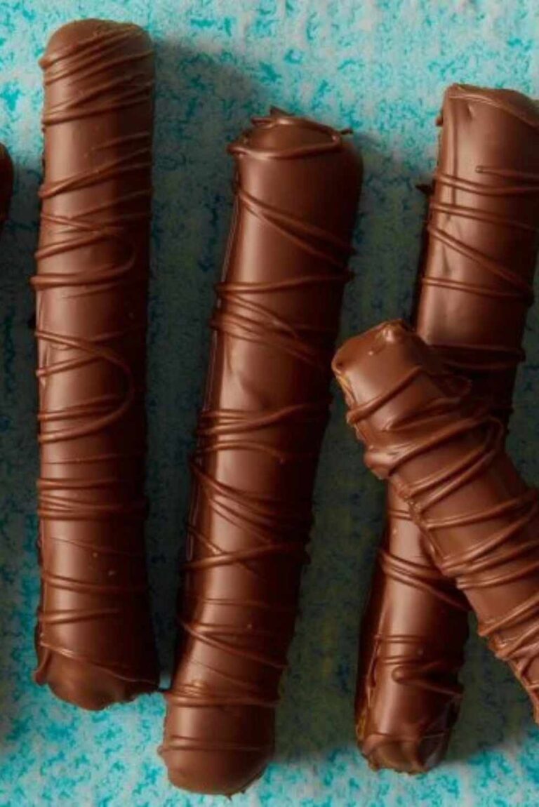 23 Easy Movie Night Snacks